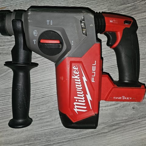 Kombihammare 2st, Vinkelslip, Skruvdragare 2st & Fettspruta | Blocket