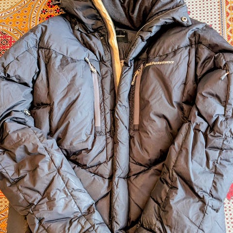 Peak Performance Vinterjacka Svart L | Blocket