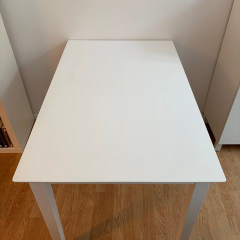 Matbord Plaine från Mio | Blocket