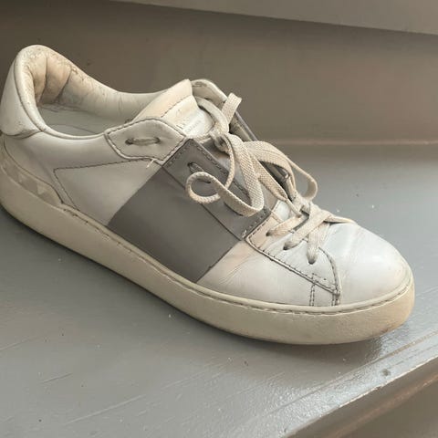 Valentino Sneakers storlek 39 vit och rosa | Blocket