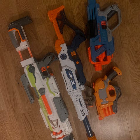 Nerf Nerf Rebelle, Fortnite och andra Nerf leksaksvapen | Blocket