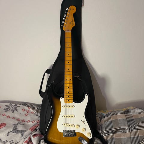 Elgitarr & förstärkare | Blocket