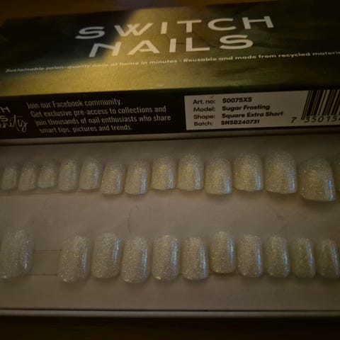 Switch nails, french ombre | Blocket