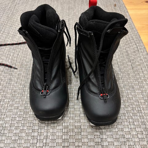 Längdpjäxor Alpina | Blocket