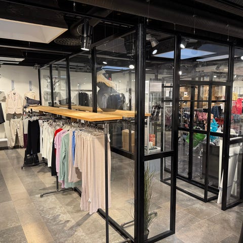 Butiksinredning hyllor och ställ för hälsokost / butik | Blocket