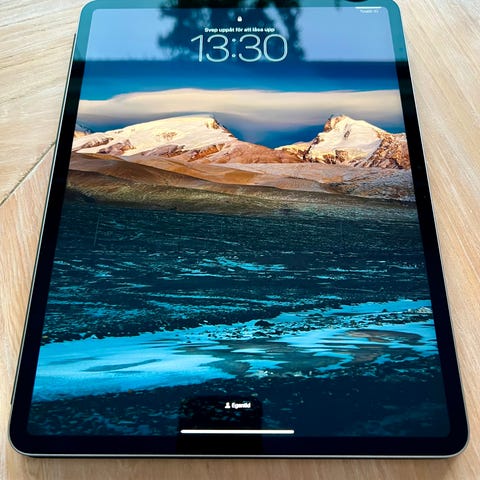 Apple iPad 2025 128 GB i mycket bra skick | Blocket