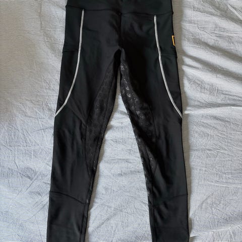 Marinblå helskodda ridtights från Maya Delorez stl M | Blocket