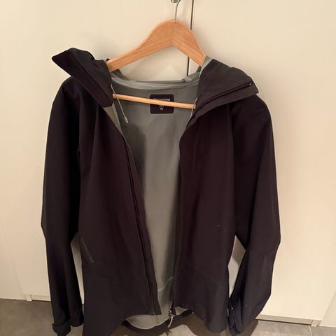 DUN JACKA - COLUMBIA sports isolerad huvajacka, dun - Ny. STRL: M | Blocket