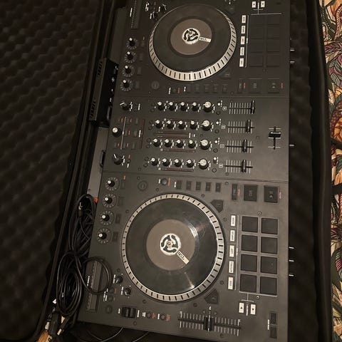 Numark N4 DJ-controller – 4 kanaler, fullt fungerande | Blocket