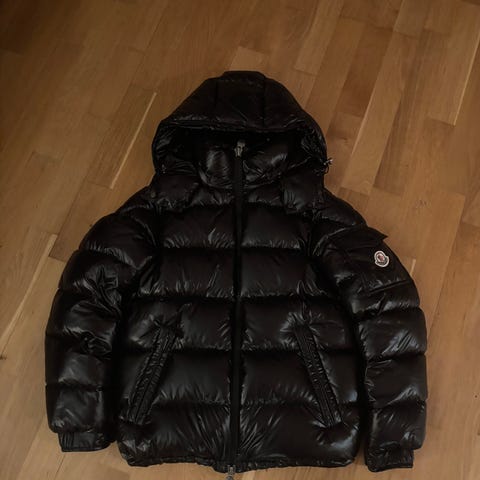 Moncler Maya Puffer Jacka (äkta) - Stl S/1 Herr | Blocket