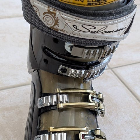 Salomon skidpjäxor Idol 9 stl. 23 | Blocket