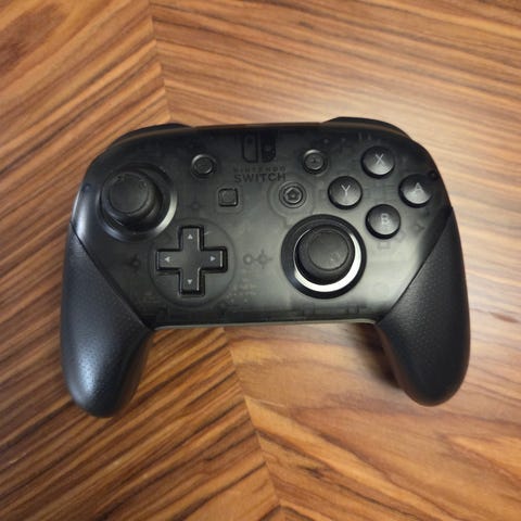 Nintendo Switch Pro Controller | Blocket