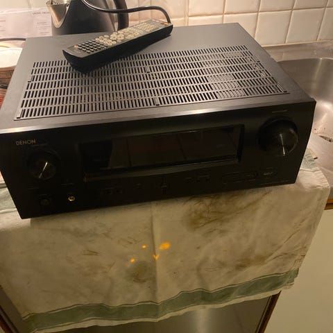 5.1 hemmabiosystem – Denon AVR-550BT + Auna Linie 300 BK med 10" aktiv ...