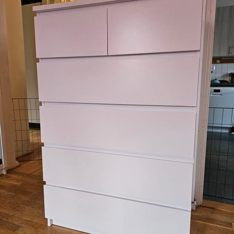 Malm byrå 6st lådor och Billy bokhylla | Blocket