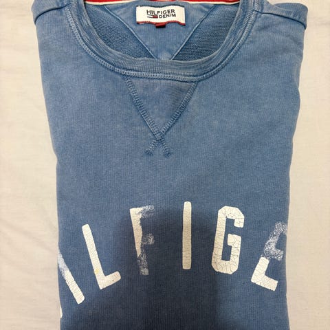 Acne sweatshirt | Blocket