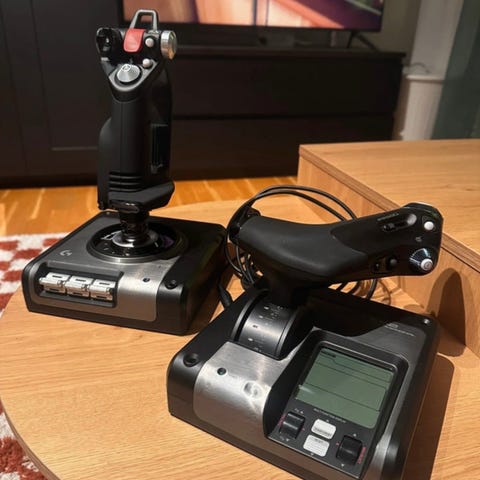 Logitech X52 Professional HOTAS joystick och gasreglage svart | Blocket