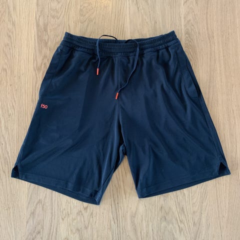 OERHÖRT BILLIGT! NYA VITA ADIDAS SHORTS | Blocket
