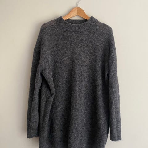 Grå stickad tröja | Blocket