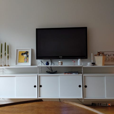 Stringhylla inkl. skåp - Beige - Som ny | Blocket