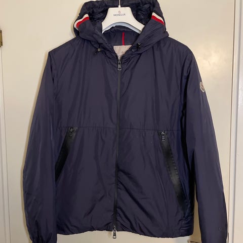 Moncler Windbreaker | Blocket