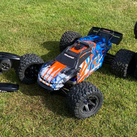 Traxxas X-Maxx radiostyrd bil 4WD blå | Blocket