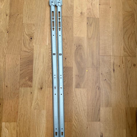 Rack rails till hp server | Blocket