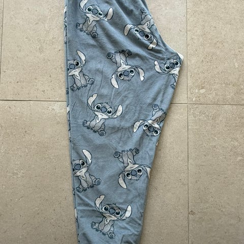 Disney Stitch T-Shirt Gr. L | Blocket
