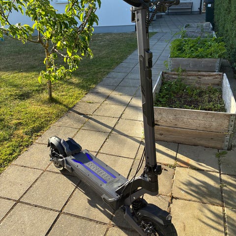 KuKirin M4 Max elscooter svart, använd i 2 veckor | Blocket