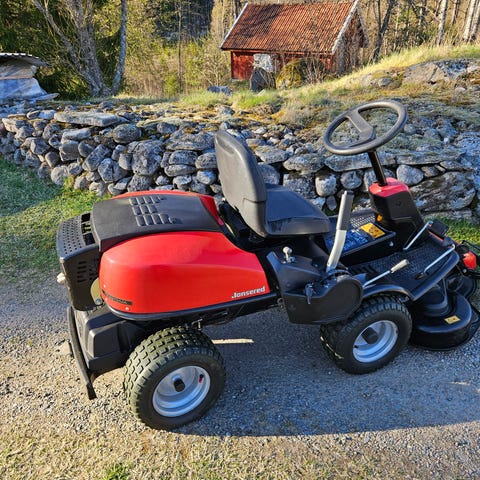 åkgräsklippare och robotgräsklippare | Blocket