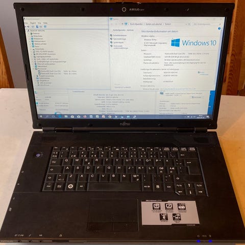 Windows 10.Toshiba. 15,6 tum.HDMI,BlueTooth.Ok batteri. DVD. Office ...