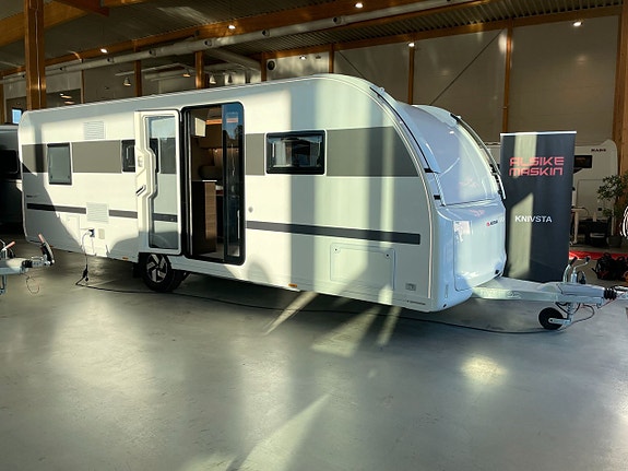 Husvagn säljes: Adria Alpina 663 PT Barnkammare ALDE Ugn Queens-bed ...