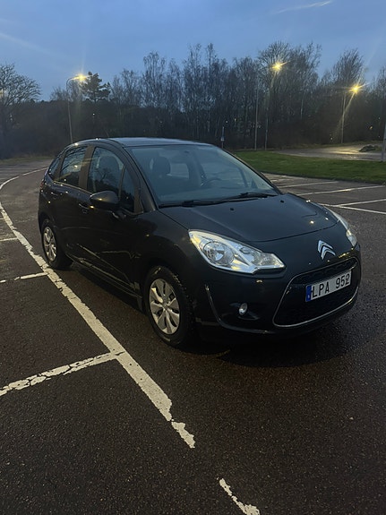 Begagnad bil till salu: Citroen C3 - 2011 - Svart - 68 Hk - Halvkombi 5 ...