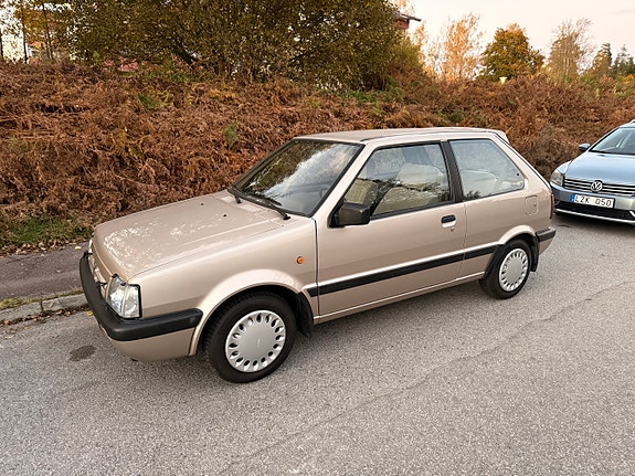 Begagnad bil till salu: Nissan Micra - 1989 - Brun - 57 Hk - Halvkombi ...
